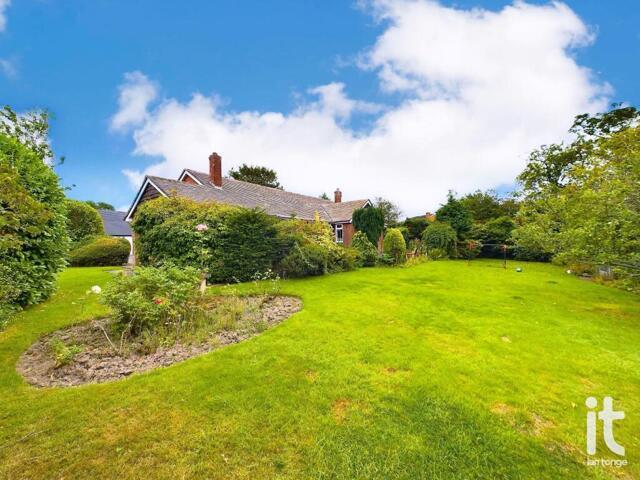 Bungalow 3 Bedroom For Sale Stockport Stockport 550000 ES101892002