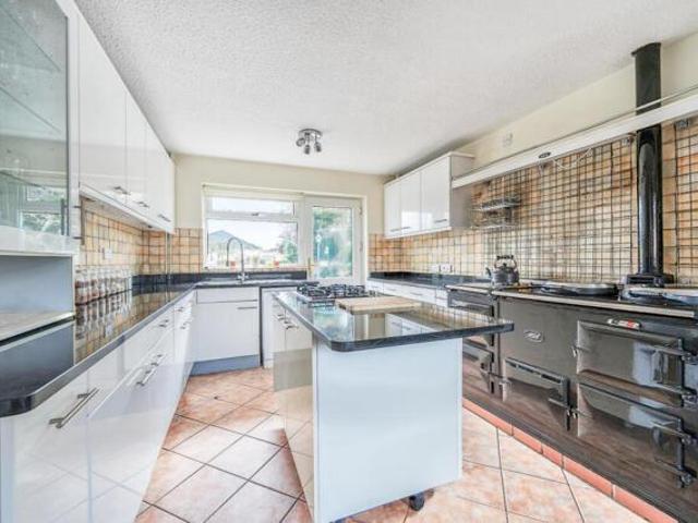 Bungalow 3 Bedroom For Sale Stottesdon Stottesdon 400000 ES101677313