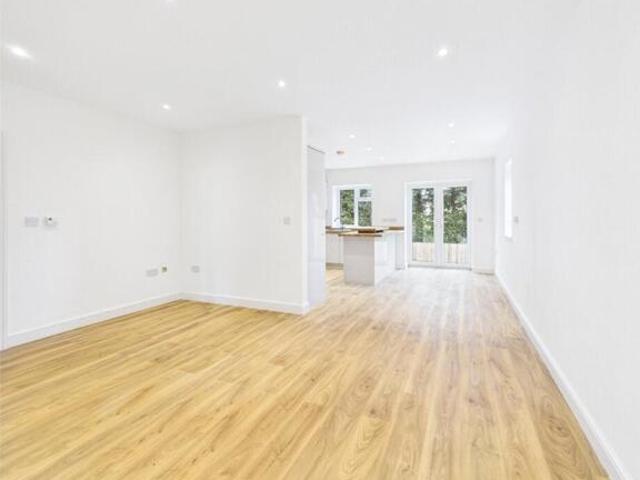 Bungalow 3 Bedroom For Sale Stroud Gloucestershire 369995 ELS99688583