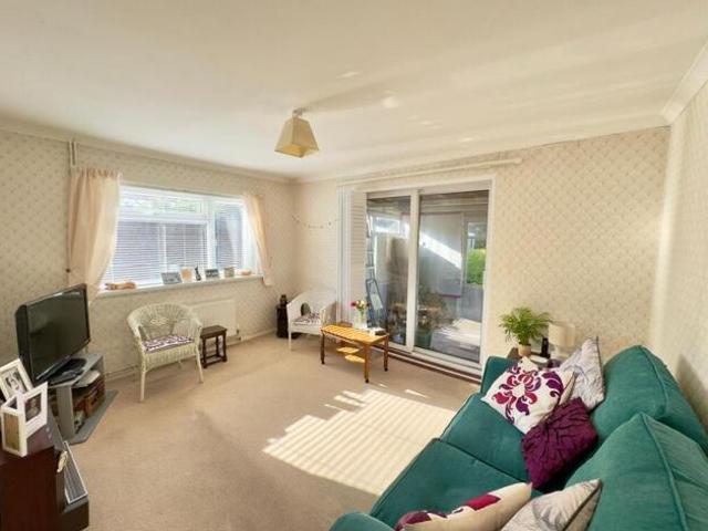 Bungalow 3 Bedroom For Sale Surrey Great London 550000 ES100855116