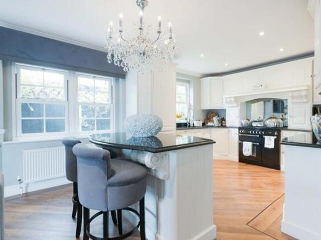 Bungalow 3 Bedroom For Sale Surrey Surrey 925000 ES98278456