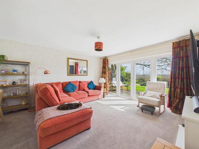 Bungalow 3 Bedroom For Sale Pembroke Dock Pembrokeshire 325000 ELS101200172