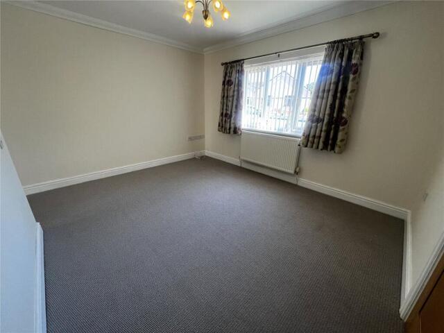 Bungalow 3 Bedroom For Sale Pembroke Pembrokeshire 310000 ES100540676