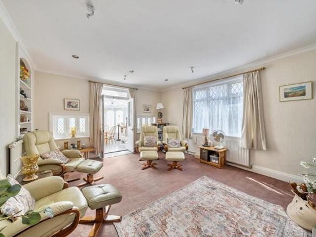 Bungalow 3 Bedroom For Sale Rainham Great London 475000 ES98864767