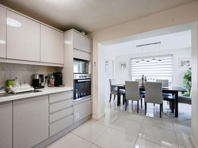 Bungalow 3 Bedroom For Sale Ramsgate Kent 375000 ES101060075