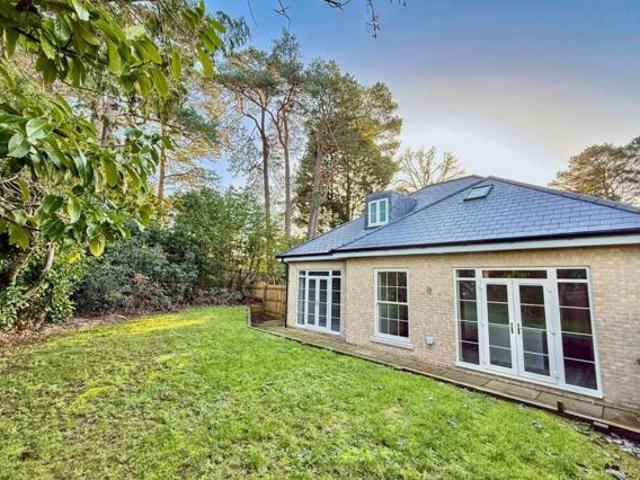 Bungalow 3 Bedroom For Sale Ringwood Hampshire 600000 ES99029534