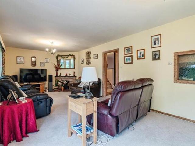 Bungalow 3 Bedroom For Sale Watton Watton 325000 ELS98903455