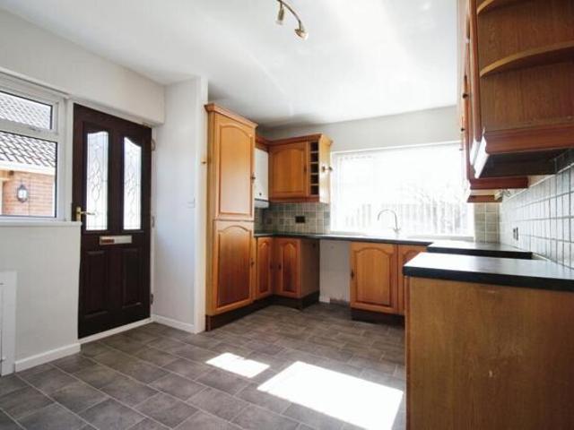 Bungalow 3 Bedroom For Sale Wakefield Leeds 250000 ES102023824