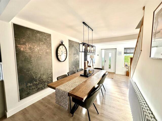 Bungalow 3 Bedroom For Sale Wakefield Leeds 365000 ES100456556