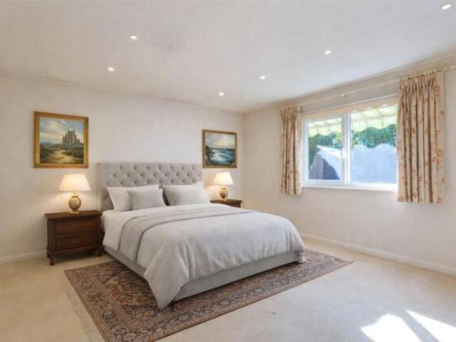 Bungalow 3 Bedroom For Sale Wargrave Wokingham 800000 ELS99688507