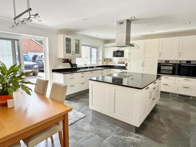 Bungalow 3 Bedroom For Sale Wimborne Dorset 635000 ELS99130264