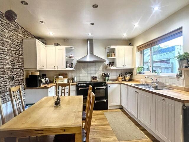 Bungalow 3 Bedroom For Sale Winscombe Winscombe 435000 ES100685359