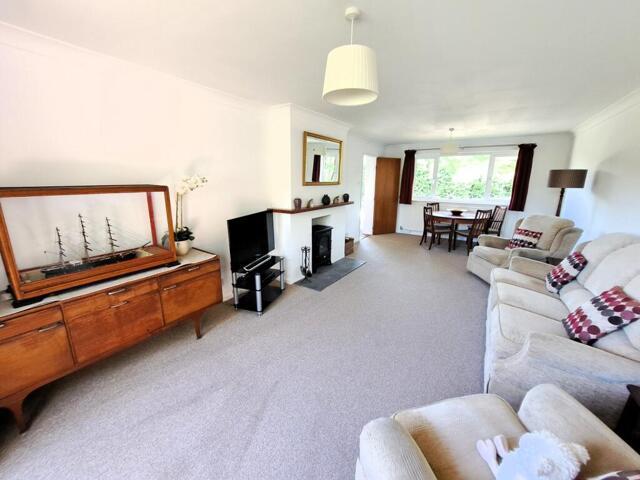 Bungalow 3 Bedroom For Sale Wye Kent 315000 ES98687645