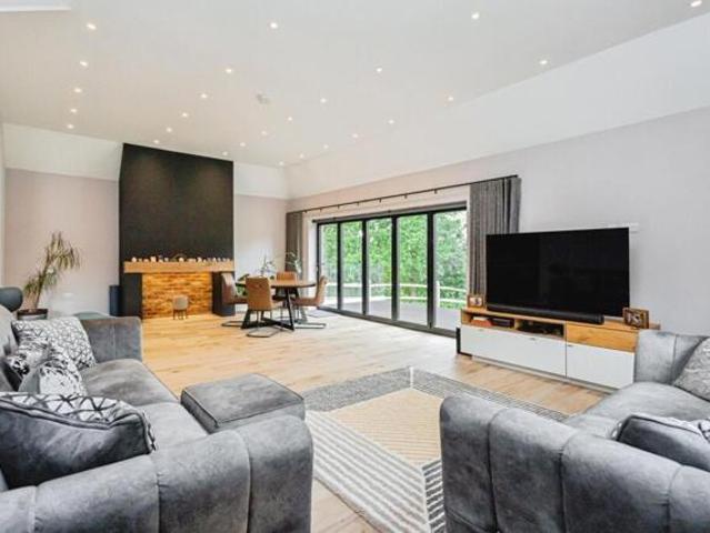 Bungalow 3 Bedroom For Sale Uckfield East Sussex 1100000 ELS98649143