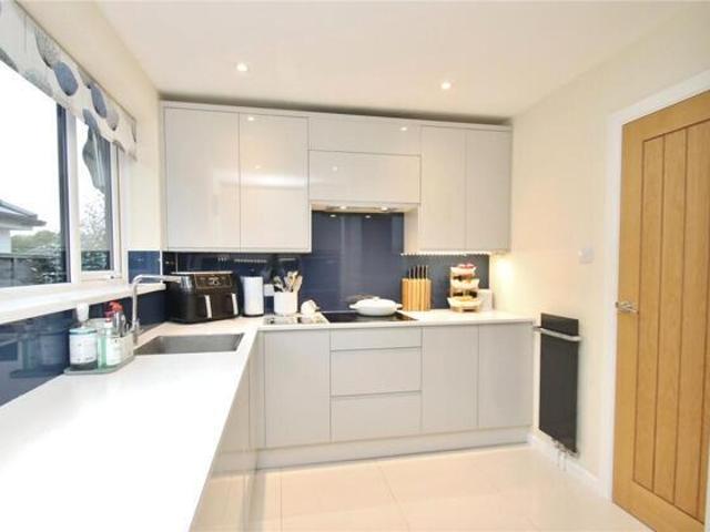 Bungalow 3 Bedroom For Sale Verwood Dorset 440000 ELS100685267