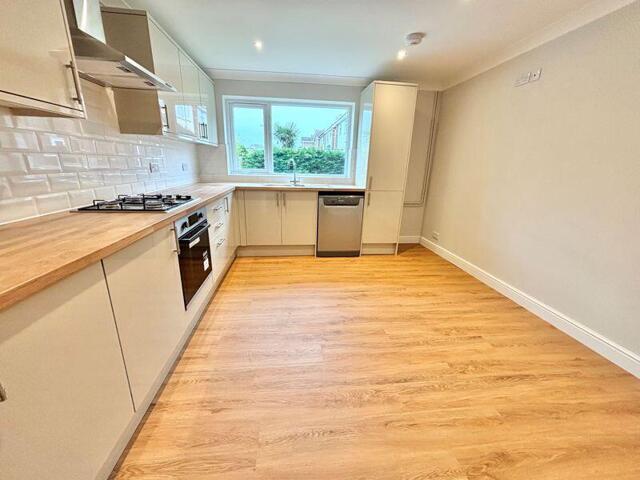 Bungalow 3 Bedroom For Sale Yarmouth Isle Of Wight 280000 ES100456393