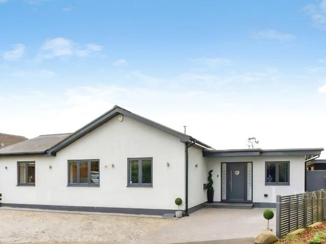 Bungalow to rent in Granta Vale, Linton, Cambridge, Cambridgeshire, CB21 | Leaders