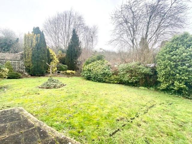 Bungalow to rent in Heath Hill Avenue, Brighton BN2