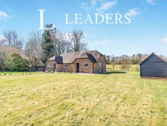 Bungalow to rent in Laundry Cottages, Bridge Street, Southwick, Fareham, PO17 | Leaders