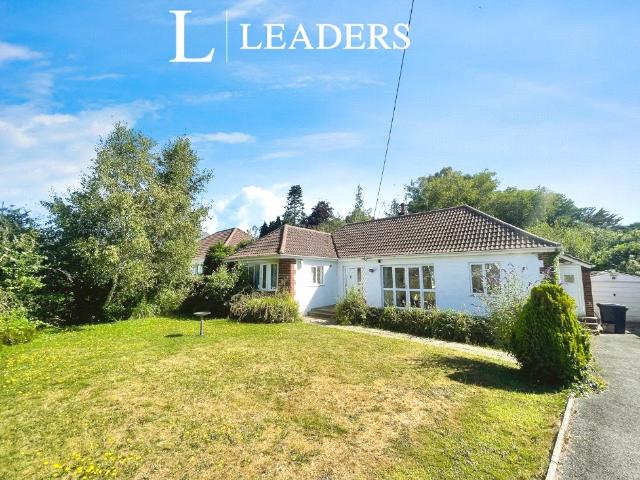 Bungalow to rent in Winnards Close, West Parley, Ferndown, BH22 | Leaders