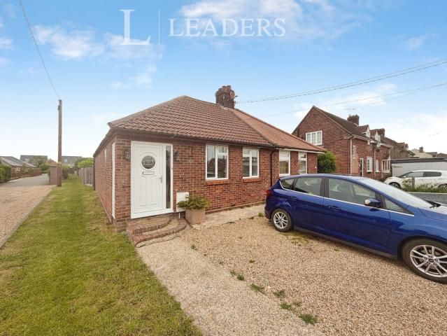 Bungalow to rent in Wivenhoe Road, Alresford, Colchester, CO7 | Leaders