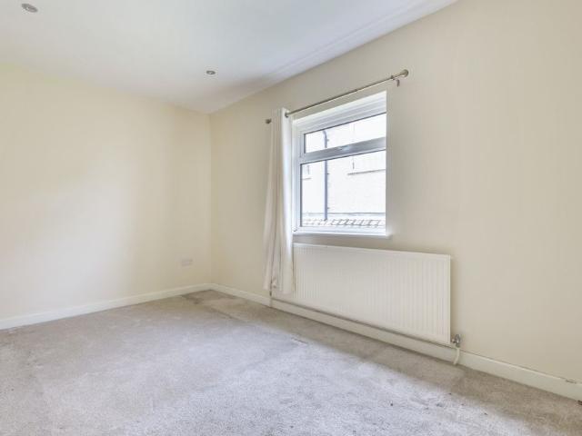 Bungalow to rent Southcroft Road, Orpington, BR6