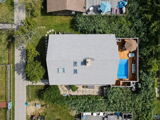 Bungalow Walk, Ocean Beach, Home For Sale