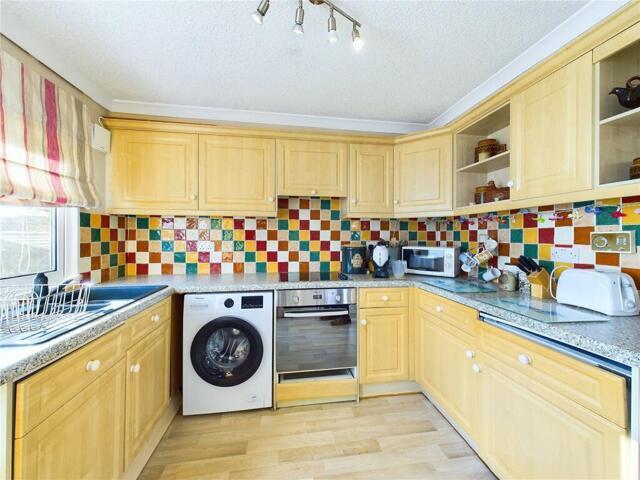 Bungalow With 2 Bedroom West Sussex West Sussex DS87835597