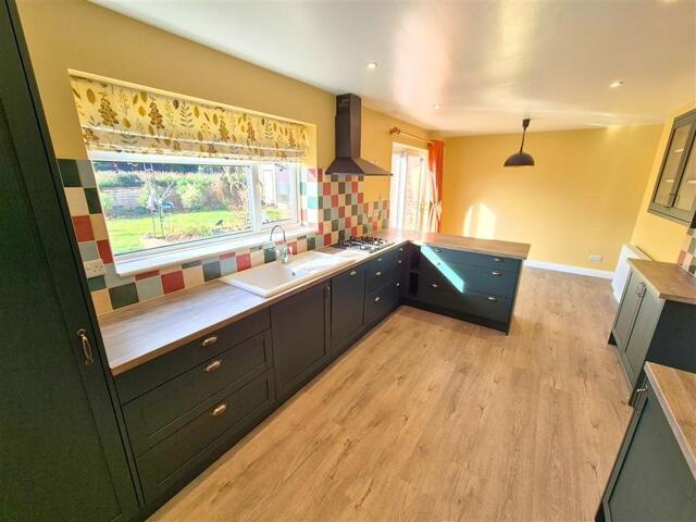 Bungalow With 2 Bedroom Wye Herefordshire ES88121045