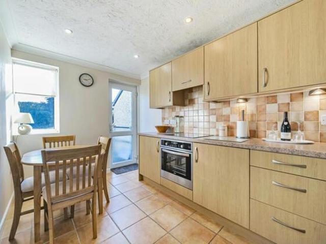 Bungalow With 2 Bedroom Cornwell Oxfordshire DS86119391