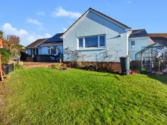 Bungalow With 3 Bedroom Barnstaple Devon DS86616279