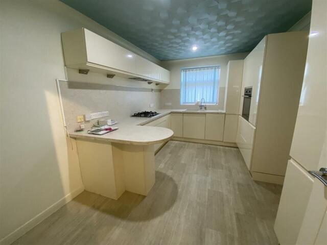 Bungalow With 3 Bedroom Peterborough Cambridgeshire DS87360360