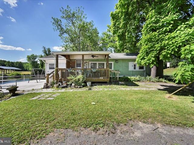 Bungalow A8 Cottage Ln Slater Rd, Reading, PA 19612