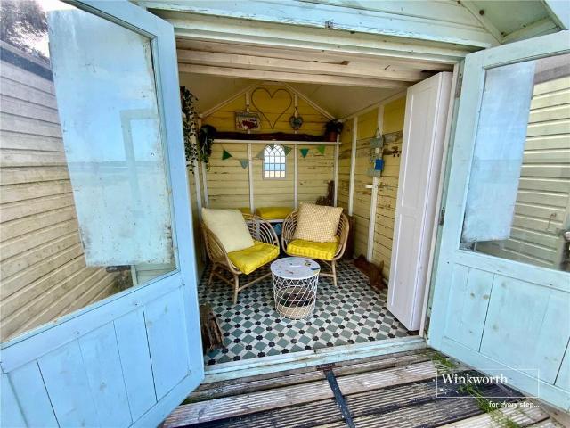Bungalow for sale