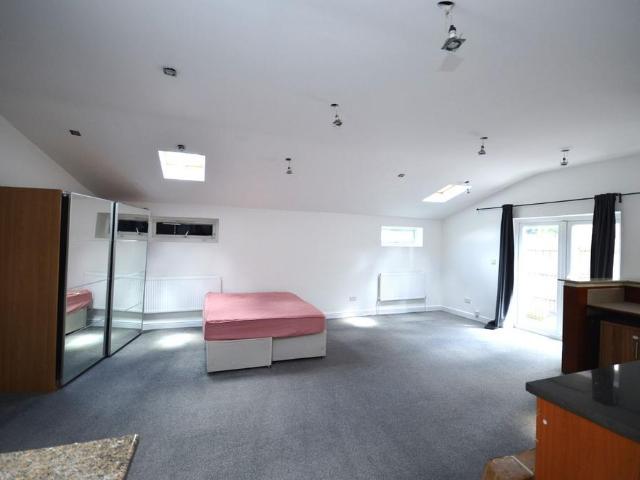 Bungalow for sale