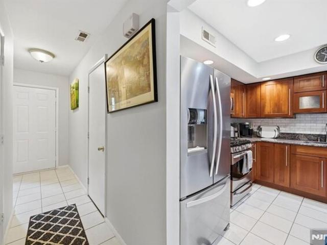 Bunker Hill Rd Apt D, West Milford, Home For Sale