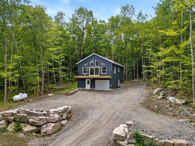 Bunker Ln, Hartland, Home For Sale