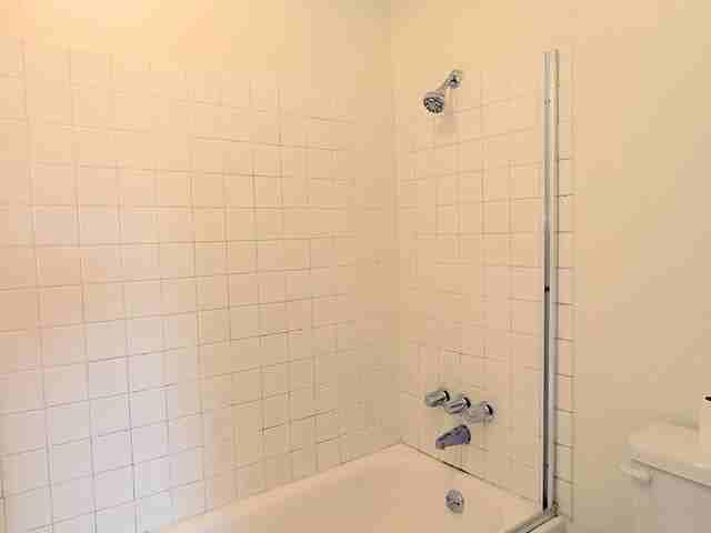 bunna03 3 Bedroom Apartment for Rent at 2652 2652 2658 SE 125th Ave, Portland, OR 97236 Pleasant Valley