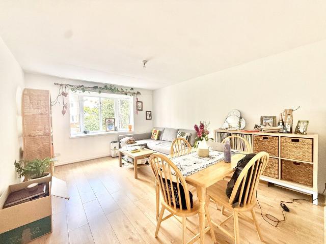 Bunning Way, Islington N7, 2 bed flat to rent, £2,500 pcm | PrimeLocation