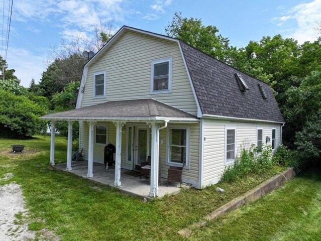 Bunny Ln, Weybridge, Home For Sale