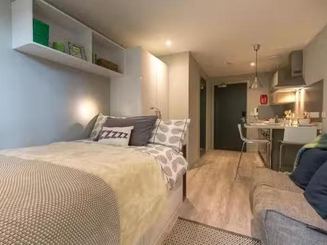 Buccleuch Street Classic 3 4 Bed Apartment