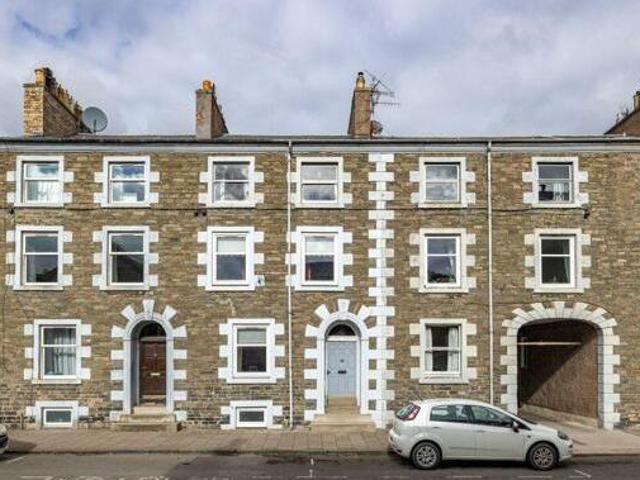 Buccleuch Street, Hawick, 2 Bedroom Town
