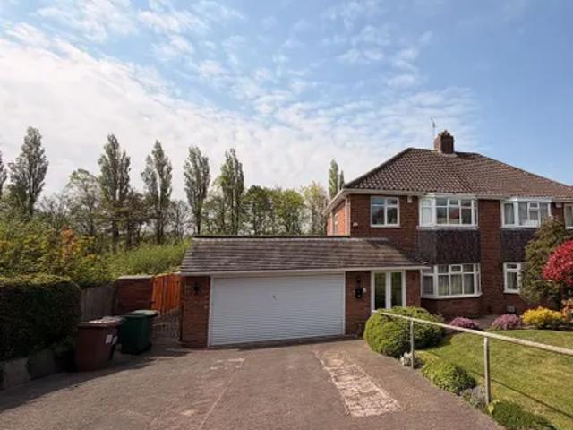 Buchanan Road, Rushall, WS4 2EW, United Kingdom | 3 bed duplex for rent #118063371 | Rentberry