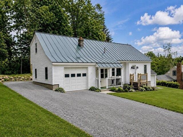 Buck Hill Rd, Arlington, Home For Sale
