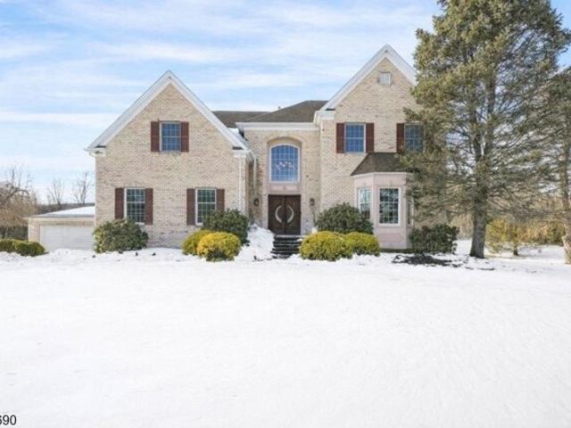 Buck Run Ct, Montville Township, Home For Sale