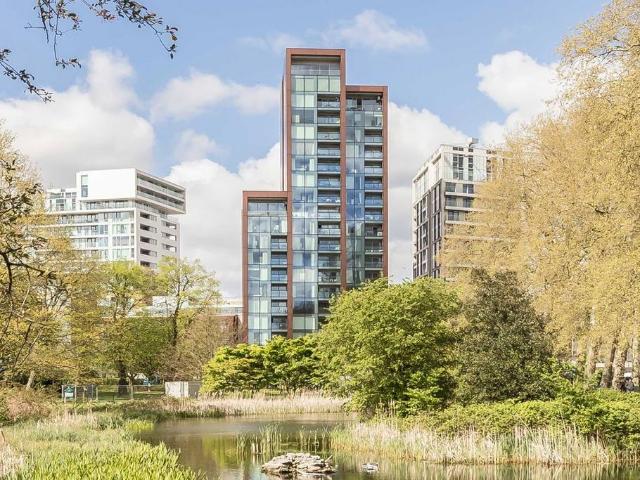Buckhold Road, London SW18 2 bed flat to rent £3,000 pcm £692 pw