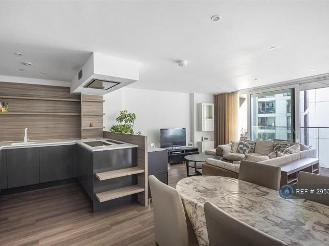 Buckhold Road, London, SW18 3 bed flat to rent £3,750 pcm £865 pw