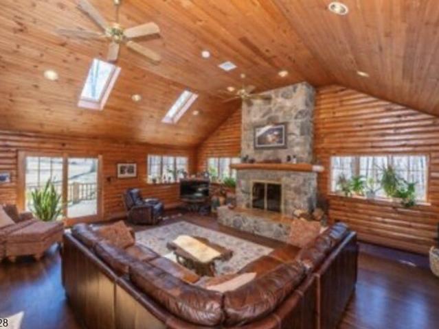 Buckhaven Trl, Hardyston, Home For Sale