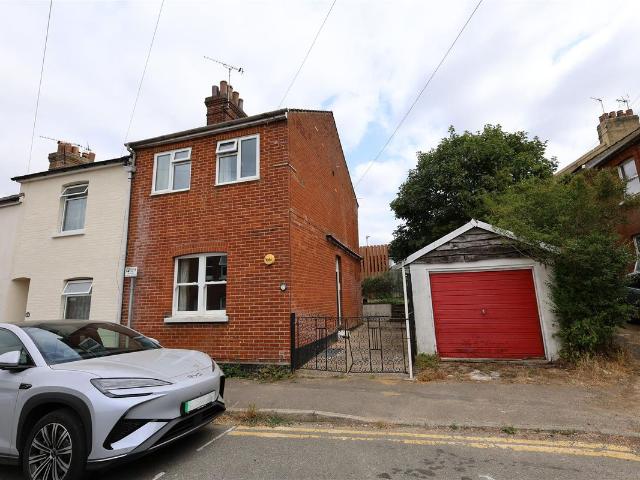 Buckhurst Avenue, Sevenoaks TN13, 2 bed end terrace house to rent, £1,950 pcm | PrimeLocation