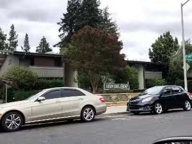 Buckingham Dr